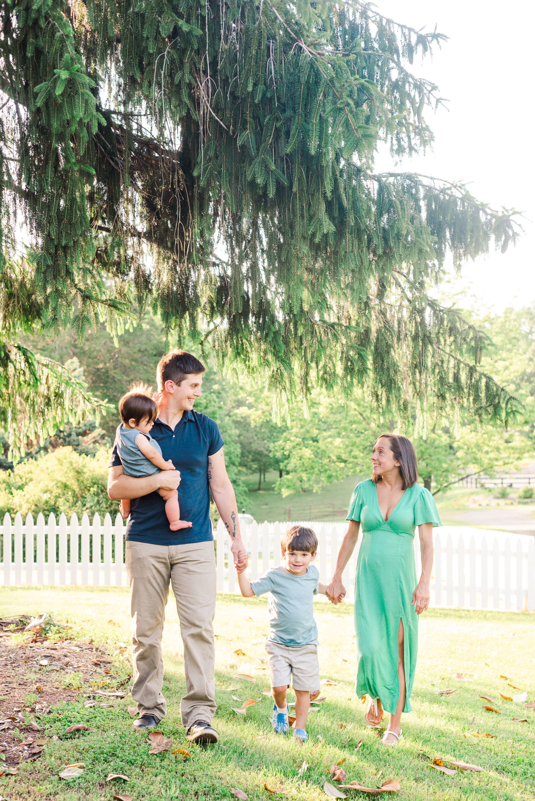 Welsh Run Farm Engagement Session - kimforbesphotography.com